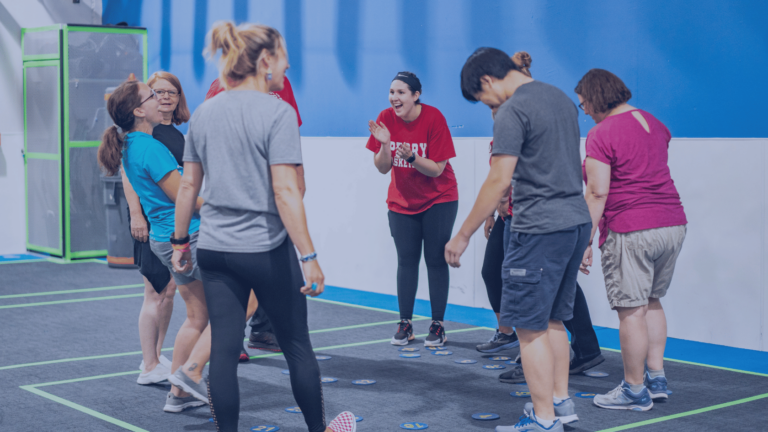 9 Effective Team Building Activities [for Large Groups]